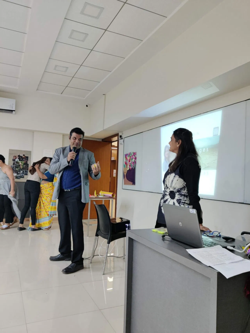 Manisha Jain Recently Conducted A Training On Dressing, Grooming And ...